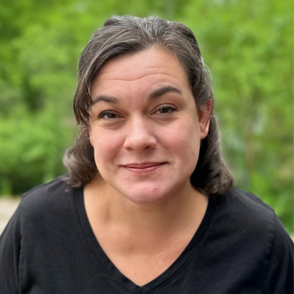 Nonprofit Spotlight: St. Louis Avian Rescue (STAR) - St. Louis ...